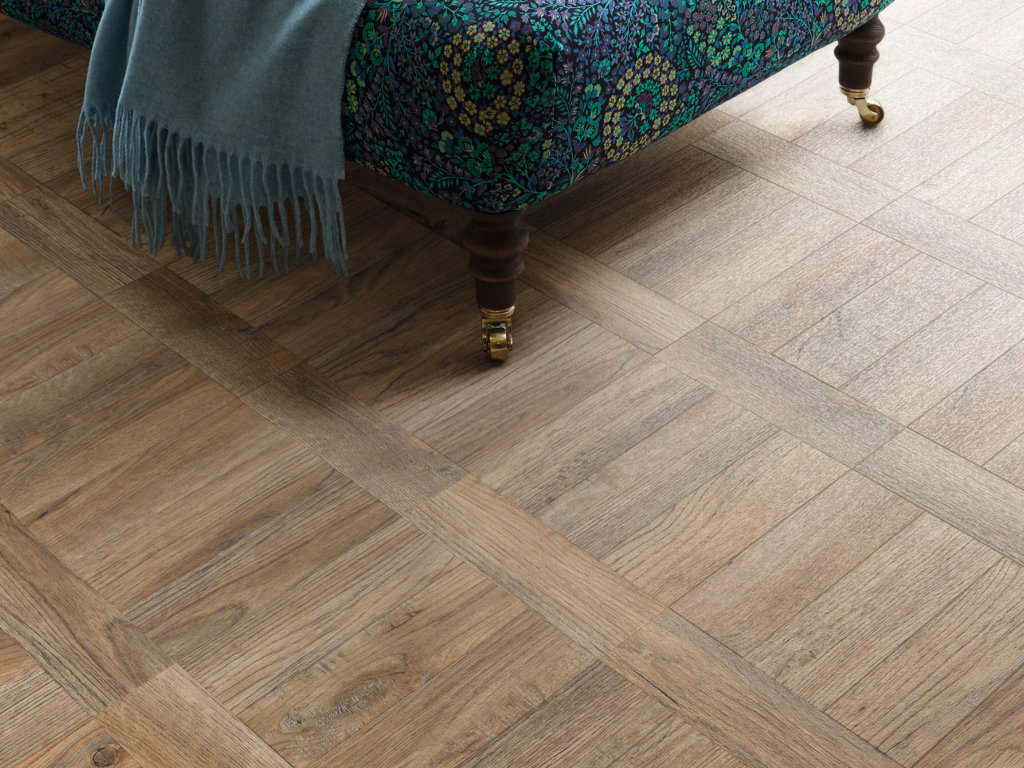 Cambridge Parquet Vinyl Flooring | Camaro Wood PUR | Polysales
